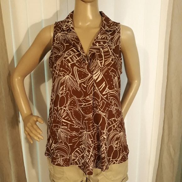 Lush | Tops | Nwt Brown Floral Print Sleeveless Pullover Top Blouse ...